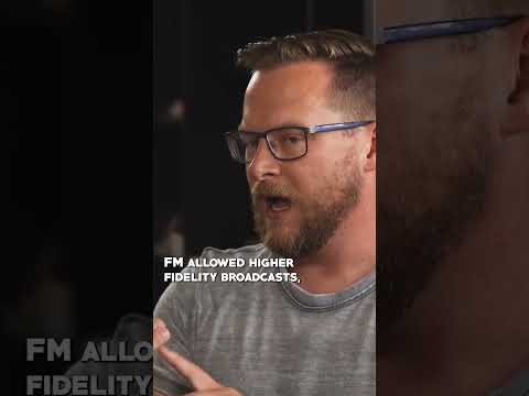 The difference between AM and FM radio