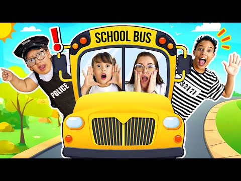 Policial MC Divertida Prende o Ladrão de Doces no Ônibus Escolar | Funny Video for Kids