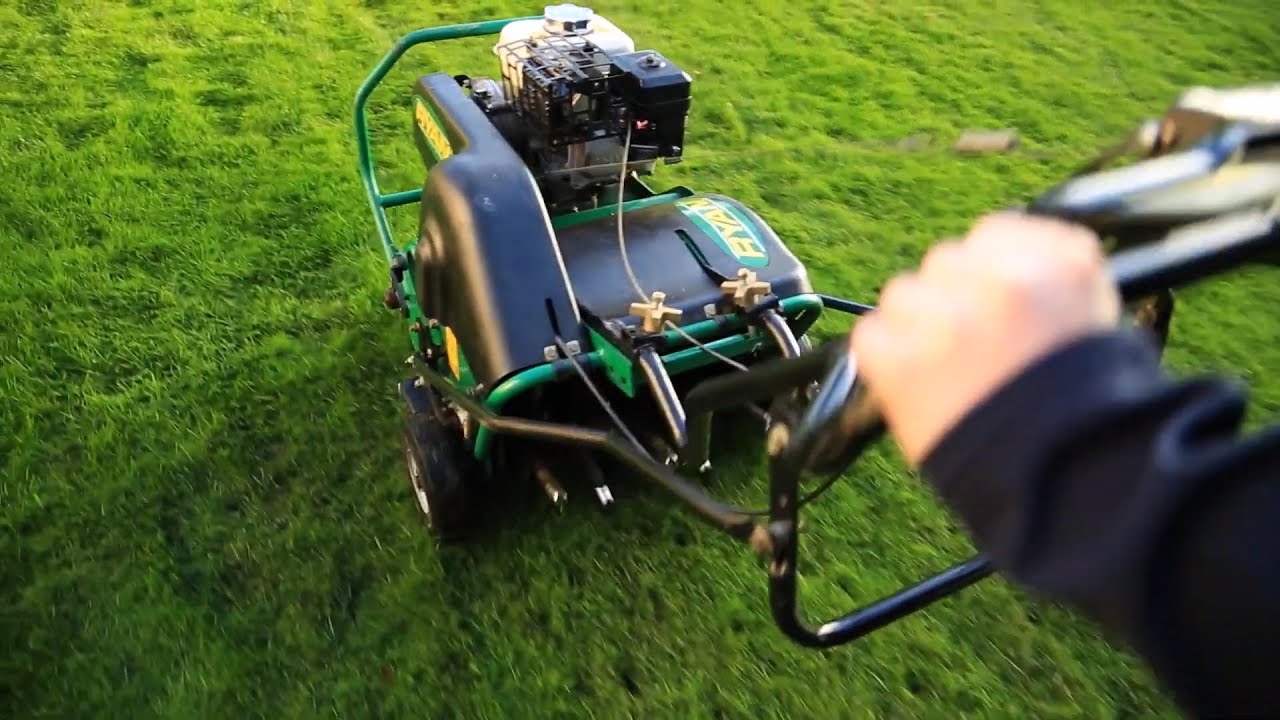 Lawn Master - Aeration with Colin Parish