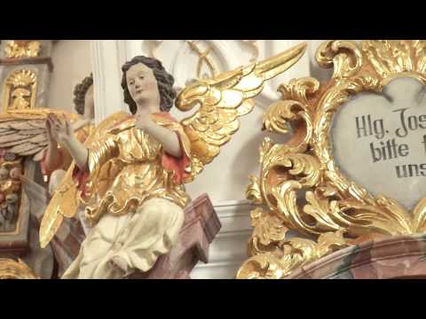 Im Porträt: Die Pfarr- und Wallfahrtskirche Mariä Namen in Trautmannshofen