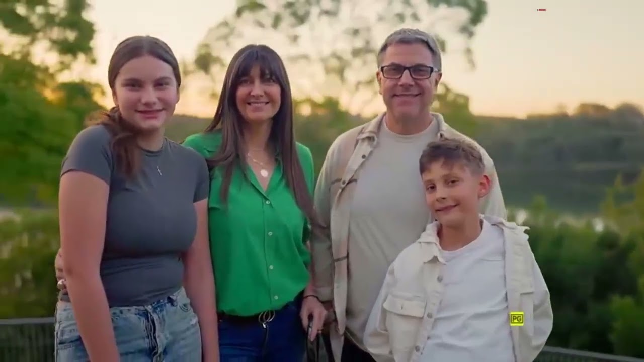 Space Invaders - Season 4 Episode 01: Jo and Efrem