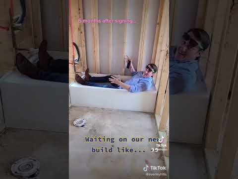 🏡🚪Windows, doors, privacy, and floors?! Some builder delays can drive us insane 🤪 #dfwrealestate