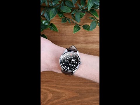 What is a chronograph watch? And how does it work? ⌚️ Watch Pilot #shorts