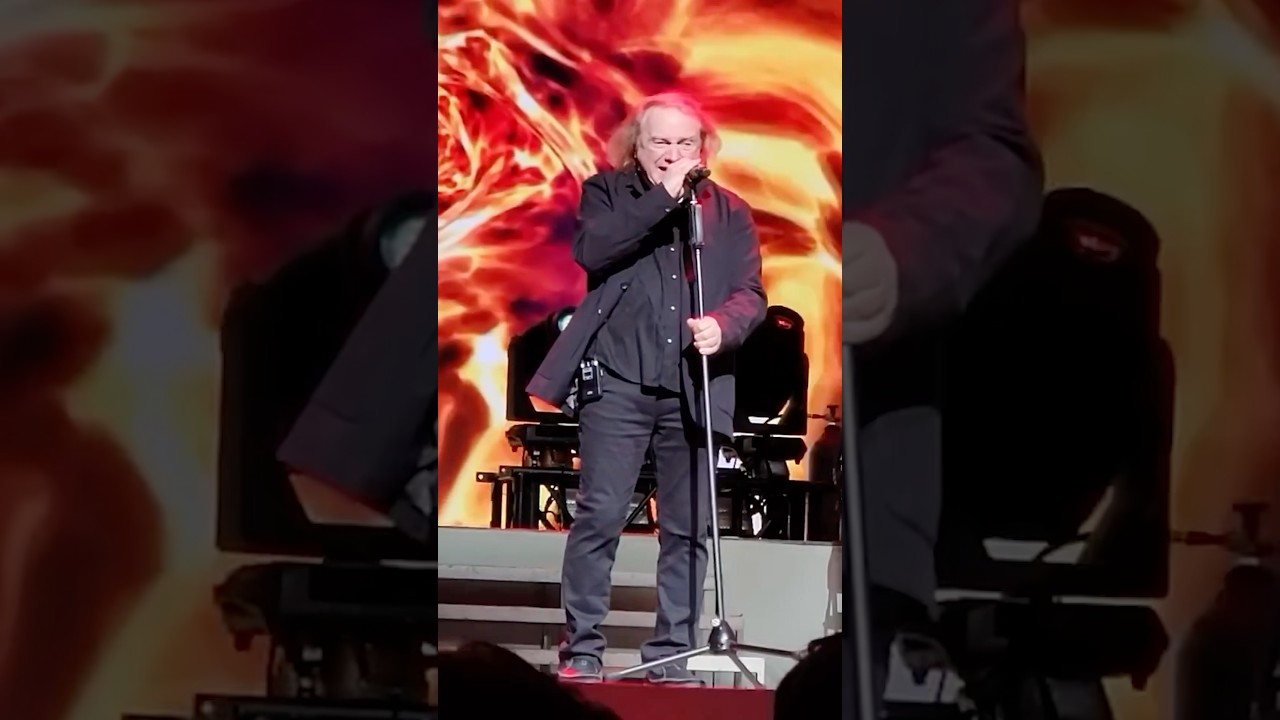 Exciting news! Lou Gramm will take the stage with Foreigner during the South America dates of tour.