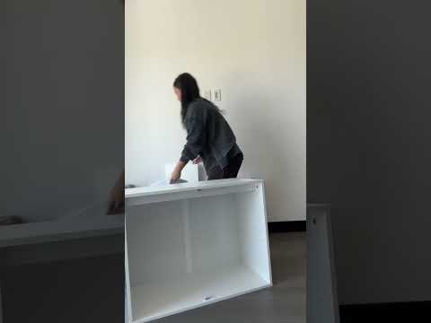 Enloe storage unit unboxing