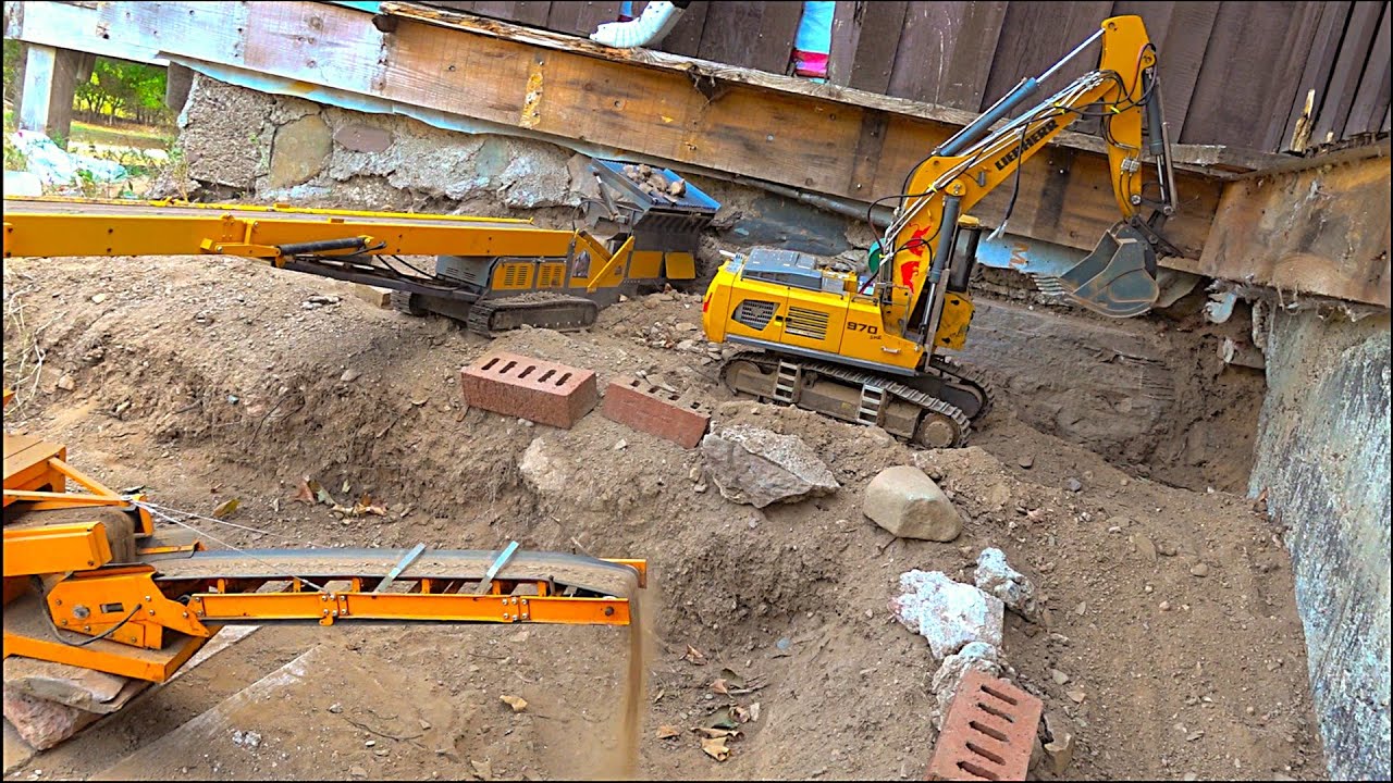 Great Day at the Worksite: Land Reclamation Underway | RC ADVENTURES