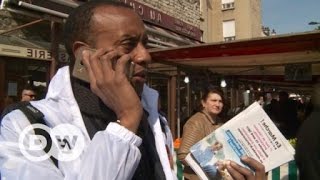 On the campaign trail in France - Fighting for Macron - Documentarytube.com