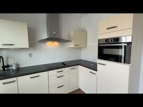 Te huur / For rent bovenwoning: Laan van Chartroise 142, 3552 EZ Utrecht