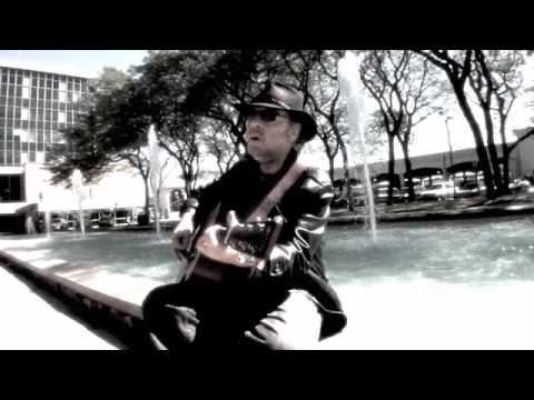 Singer With No Name (Music Video)