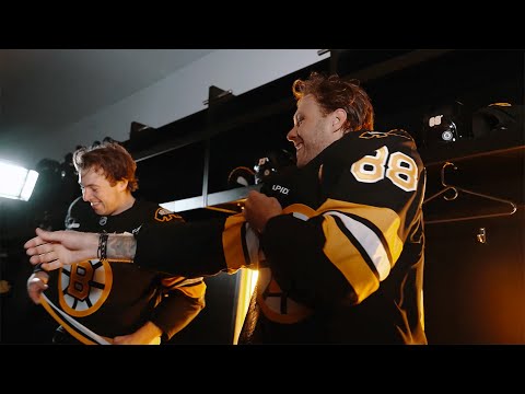 David Pastrnak, Charlie McAvoy Show Off B’s New Uniforms