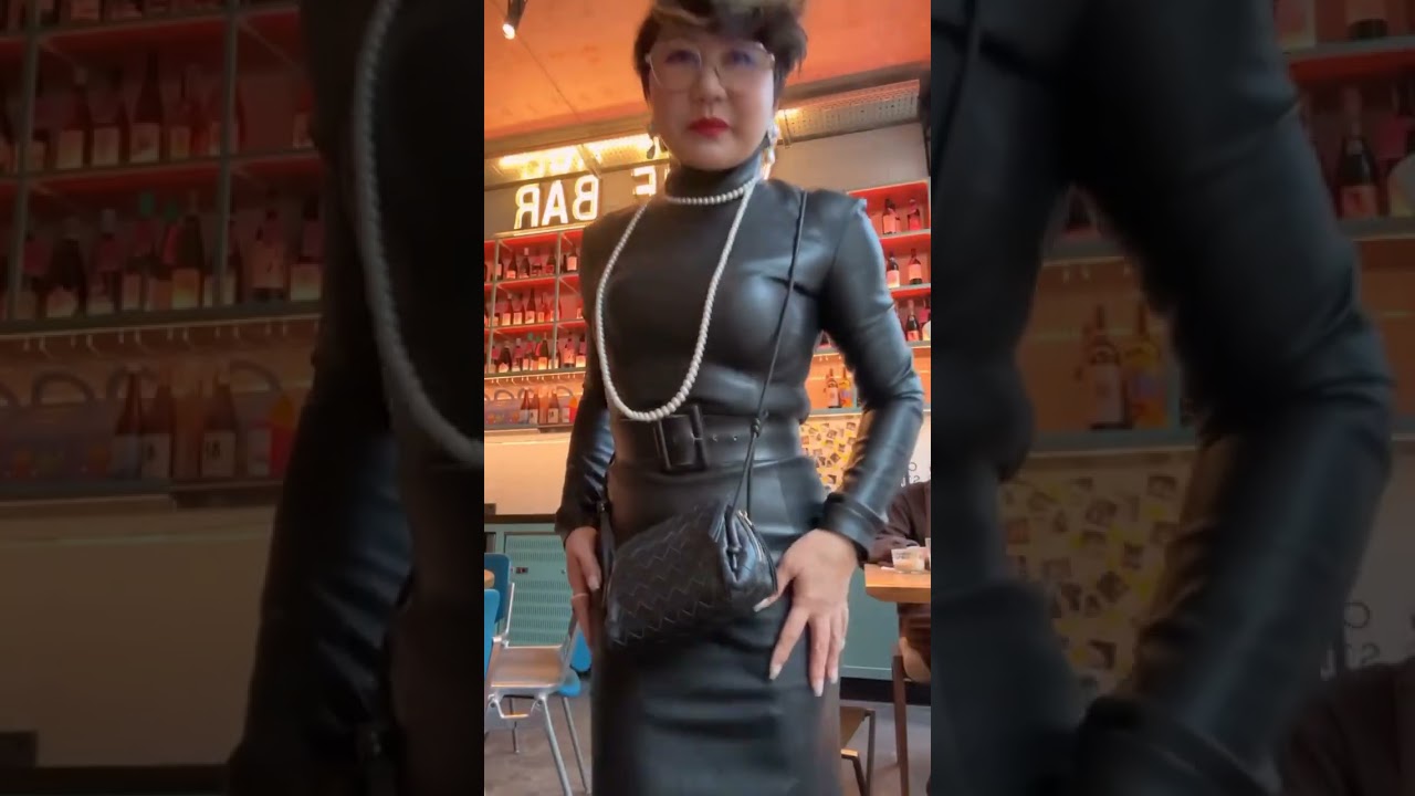 Julia Woo || Model Over 50 Fashion Icon , Influencer || Bio