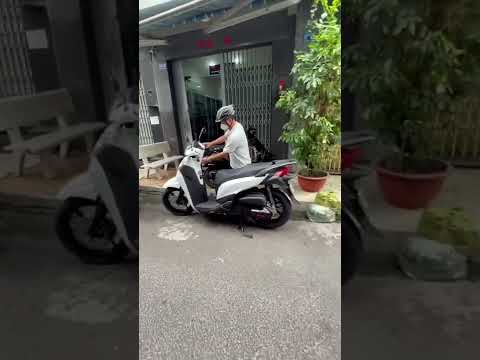 SH300i date 2015 đã ra đi nhanh lẹ
