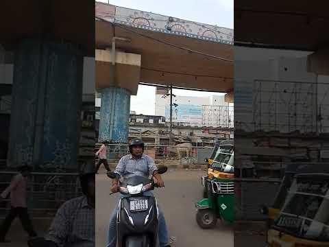 #Banaras_Diaries #banaras #varanasi #Pandeypur #flyover #mahadev #traffic #trafficrider #baba