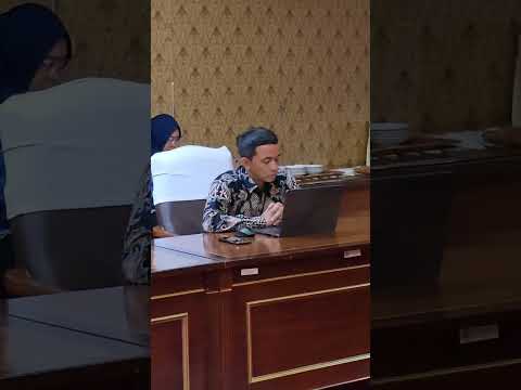 Audiensi Pembahasan Kontribusi Keterbukaan Informasi dalam Reformasi Birokrasi