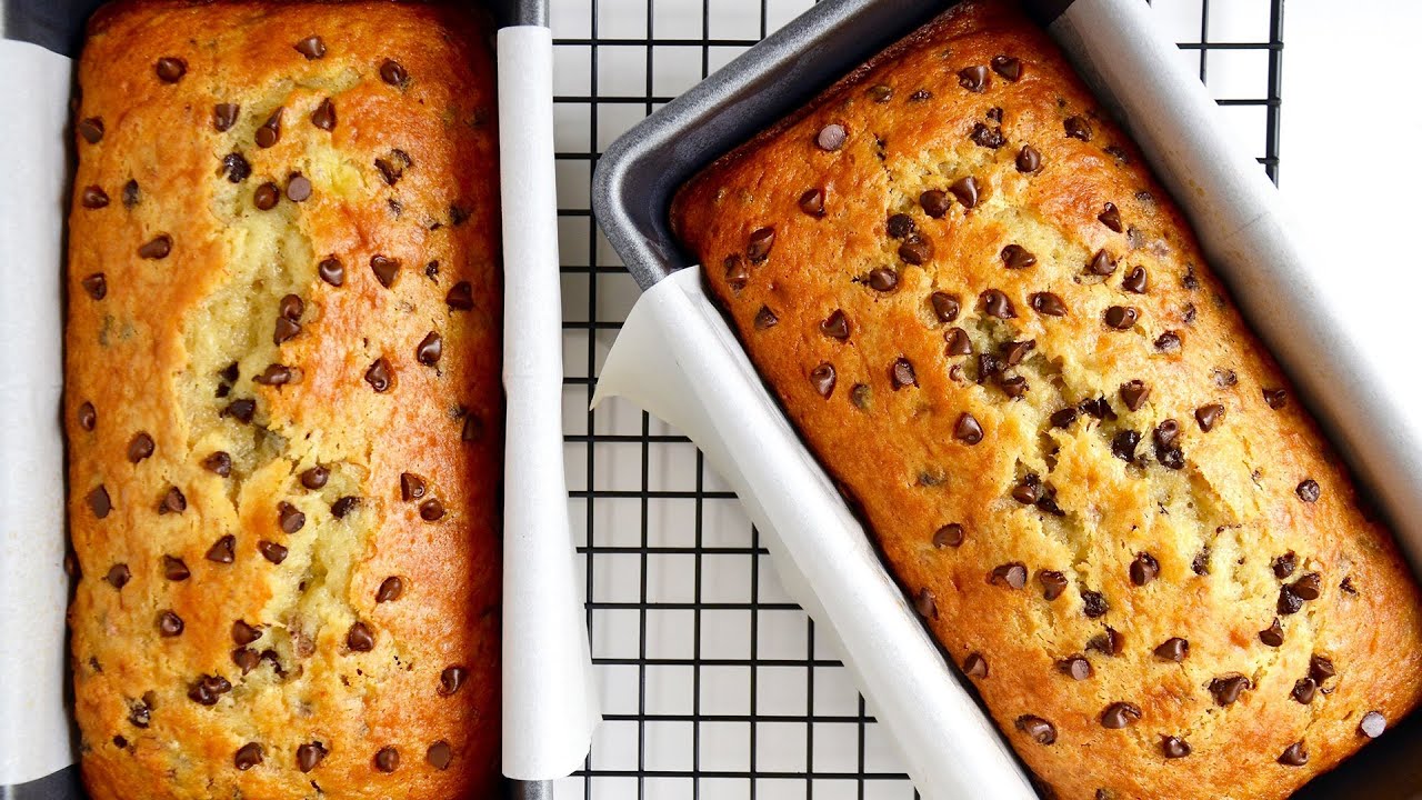 How to Make Chocolate Chip Cake Mix Banana Bread