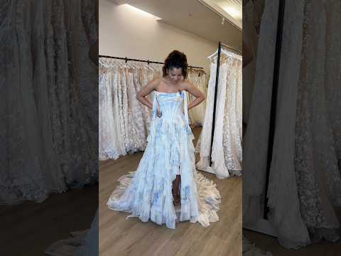 Are you bold enough to wear a non-traditional wedding dress? ๐๐ค #weddingdresses #weddingdress