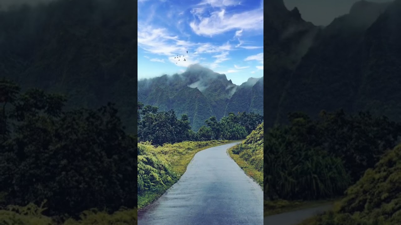 Mountain Lovers Wallpaper HD 2