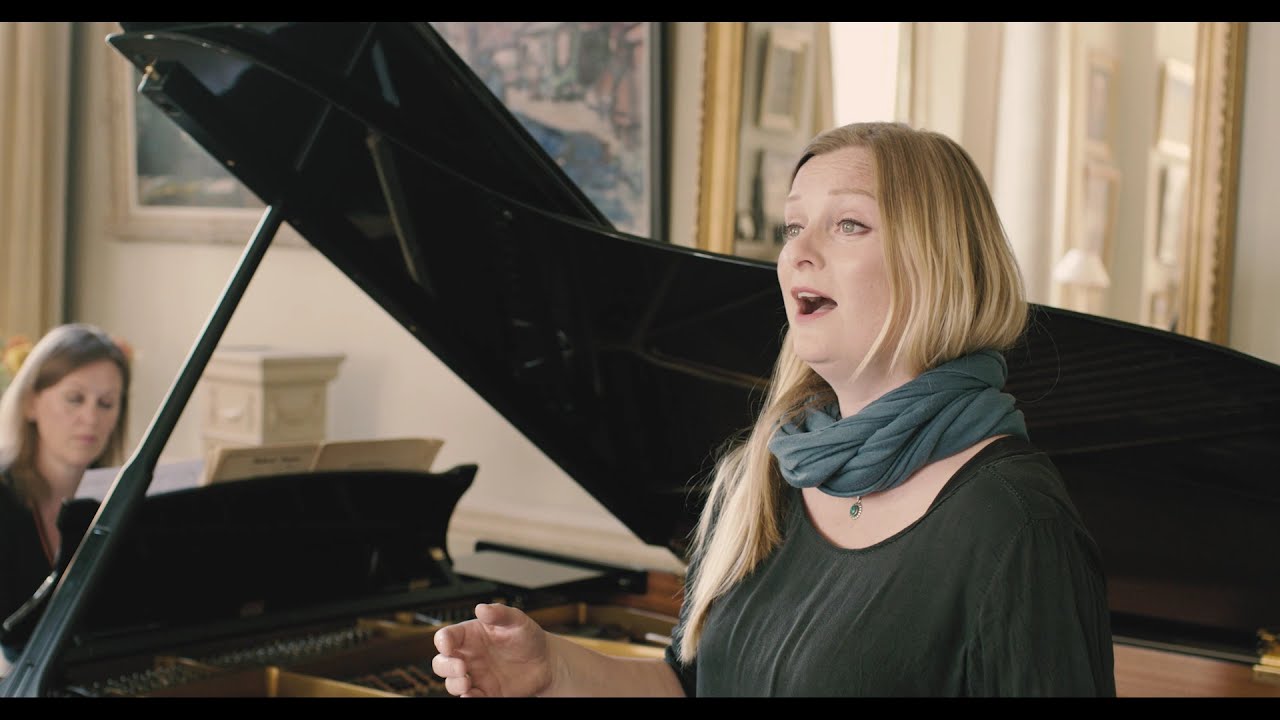 Lucy Crowe | Outhere Music