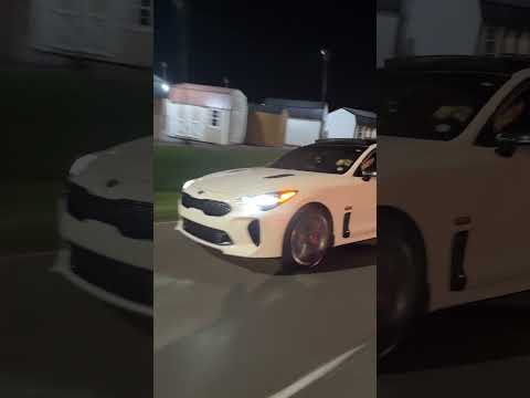 My bro m235i stage 2+ vs FBO stinger jb4 tuned ‼️🔥 #kia #bmw #m235i #cars #rollracing #race #shorts