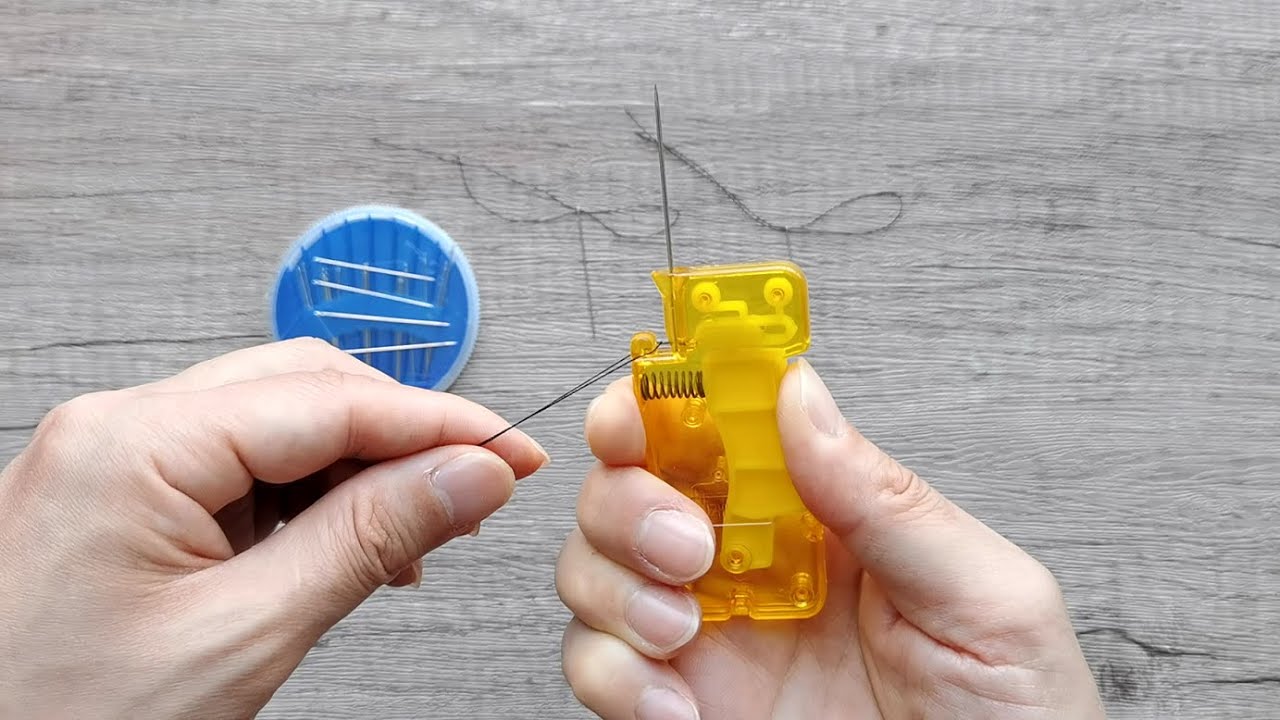 Auto Needle Threader Unboxing and Review 2022 - Does It Work?