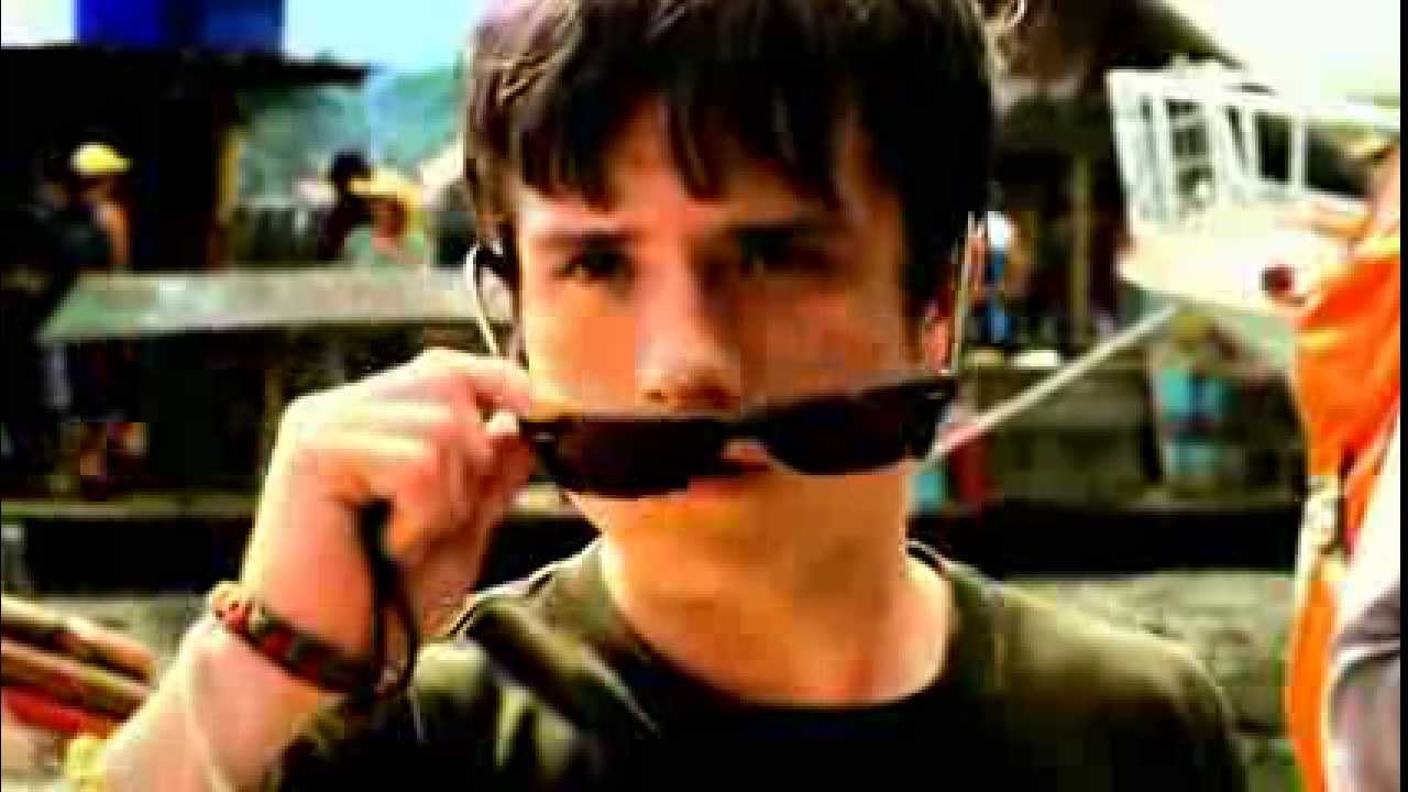 Josh Hutcherson - Smile