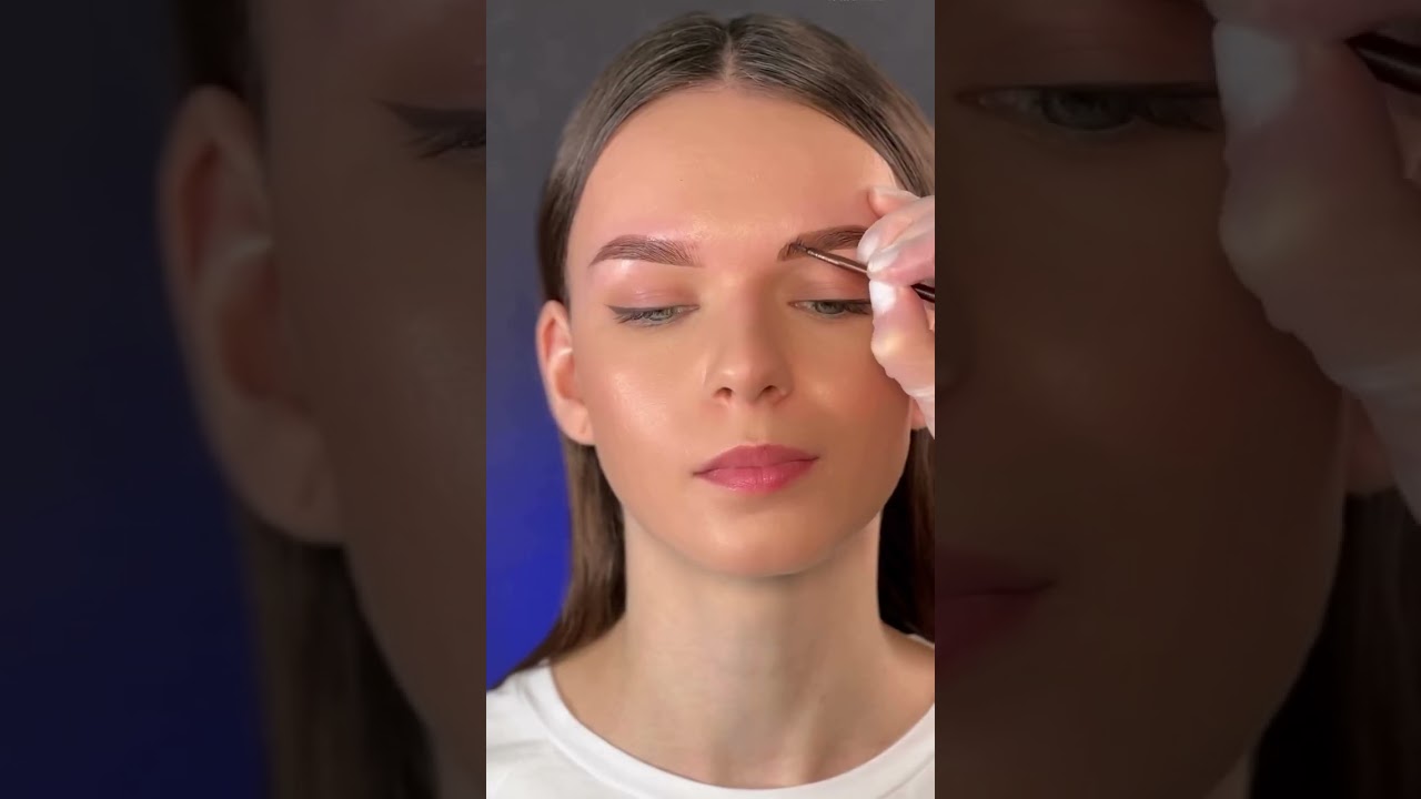 This ELAN brow tint is truly a game-changer! 👑✨