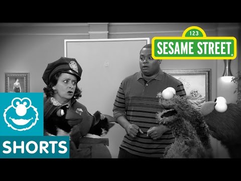 Sesame Street: Detective Elmo Looks for the Cookie Thief! | Safe Videos ...