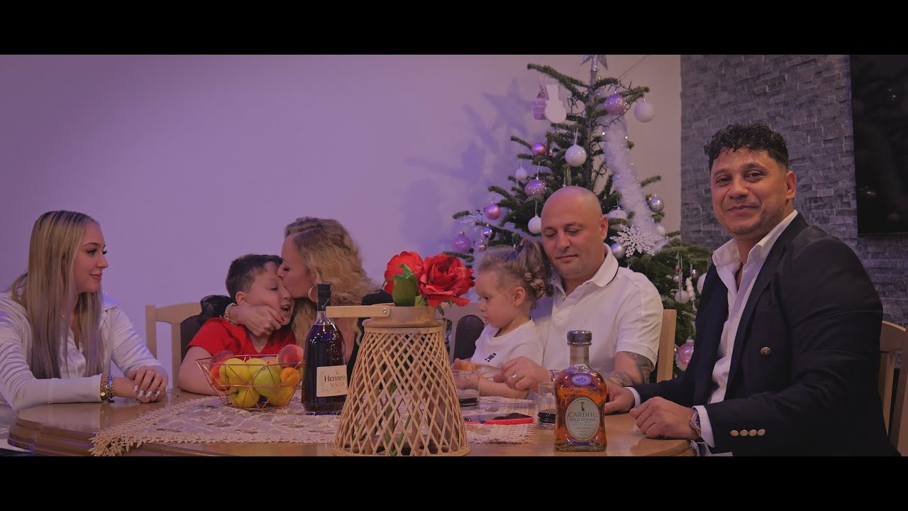 PENTRU UN PUMN DE BANI by Cocos De La Calarasi from Romania | Popnable