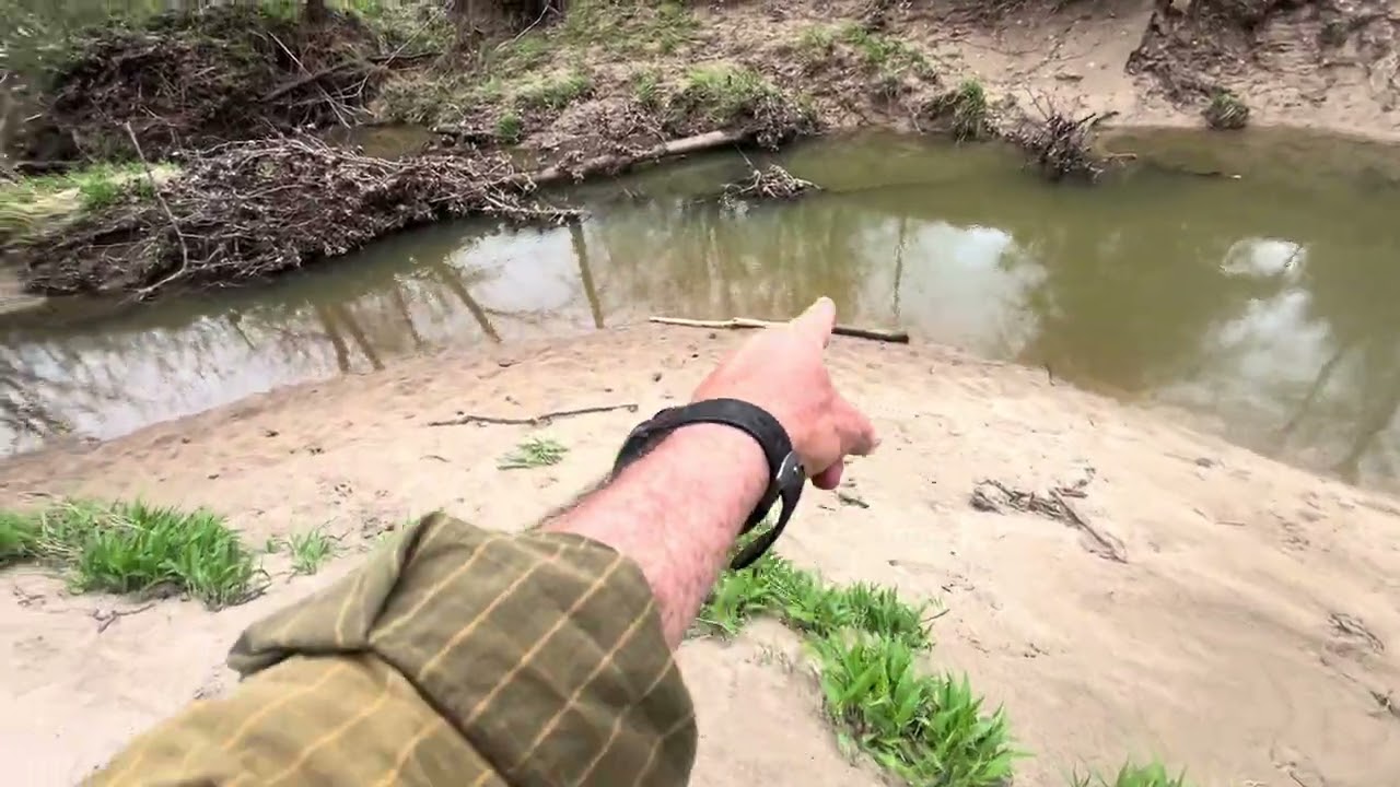 Greg gives new update on newly leased 300-acre farm after completing the perimeter fence!