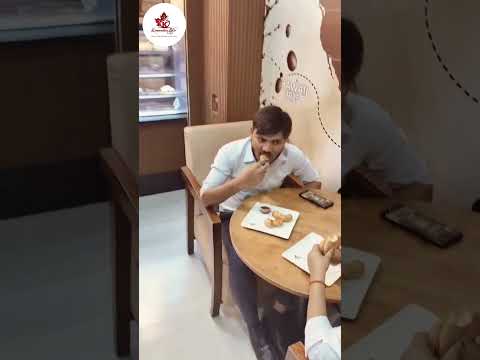 Cappuccino perfection, steamy momos, and juicy chicken burgers