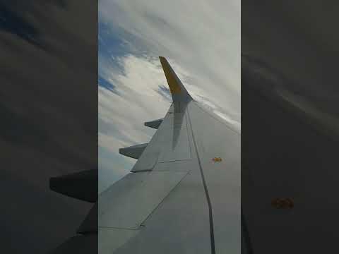 Vueling Flight from Faro to Barcelona