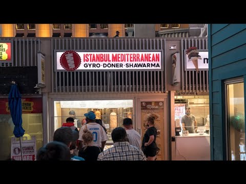 Halal Food Delights in Vegas: Doner Kebab & Hot Chicken! 🔥🌯 #Halal #vegaseats