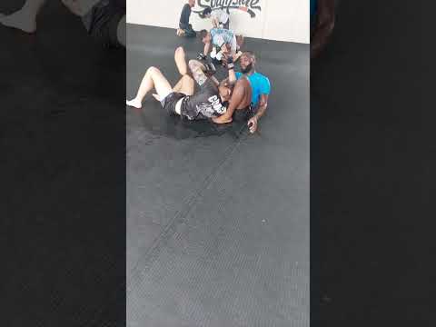 Fabian Edwards drilling jiu jitsu at Southside MMA in Phuket Thailand #mma #training