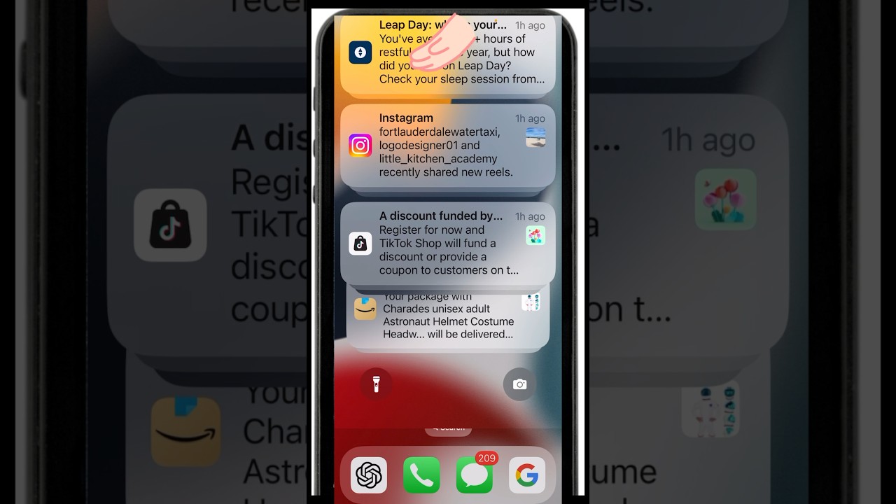 How to View Notifications on iPhone 🚨🗞️