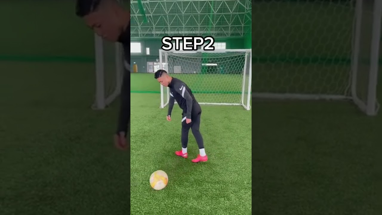Skill tutorial ⚽️#footballshorts #footballskills #football #soccer