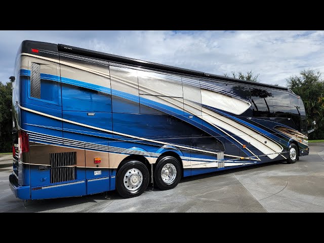 Liberty Coach Showcase - 2022 - Custom Luxury Motorcoach