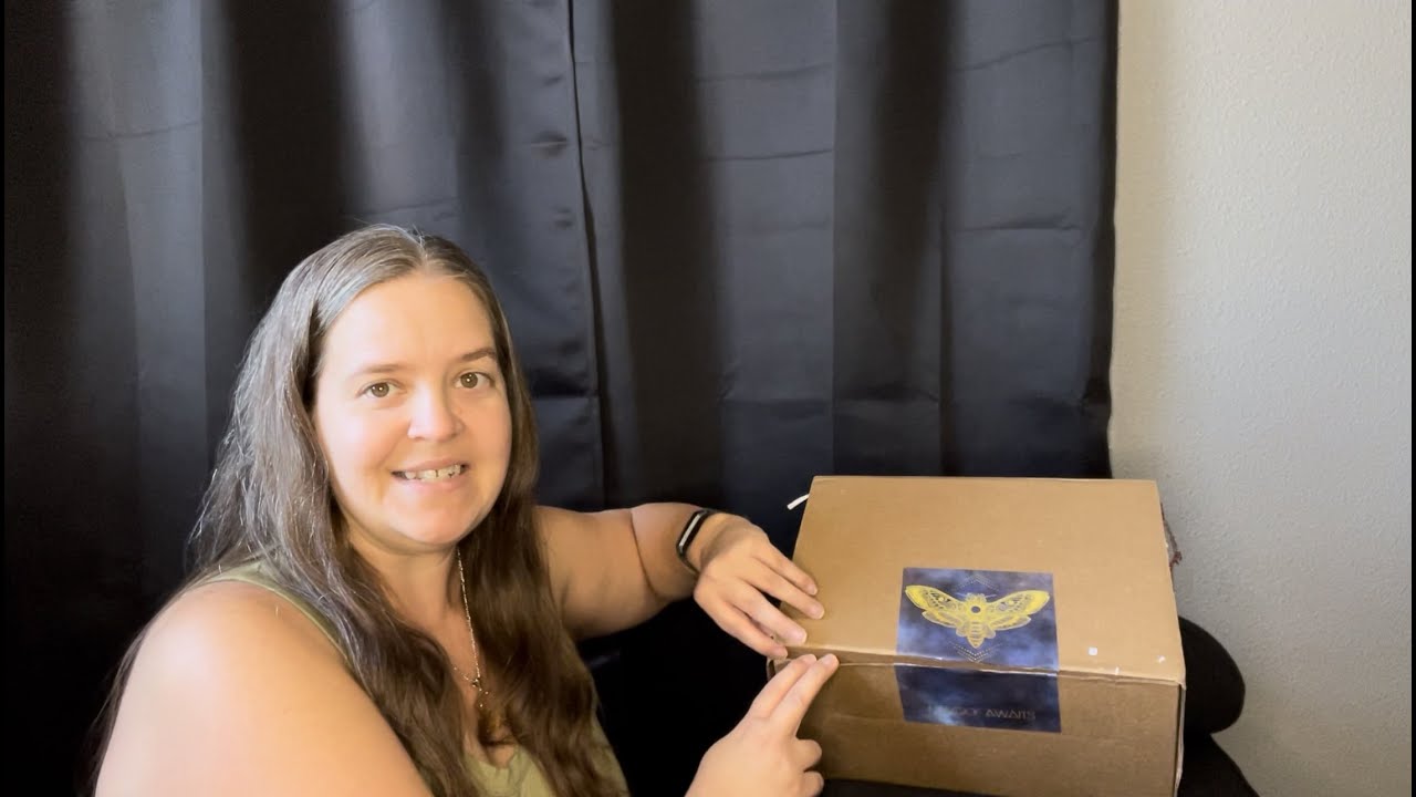 September 2022 Mystery Box Unboxing | The Witches Box | Witchcraft Subscription Box #witchysupplies