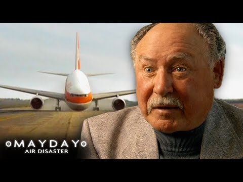 Landing A Boeing 767 Without Engines | Gimli Glide | Mayday: Air Disaster