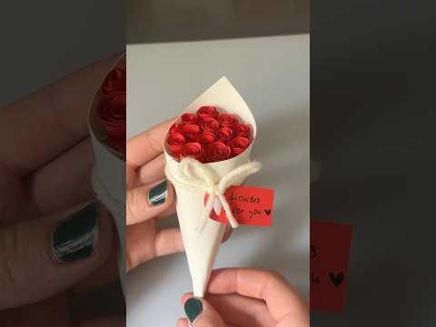 Paper roses bouquet tutorial - cute last minute Motherโs Day gift #handmadegifts #diy #giftideas