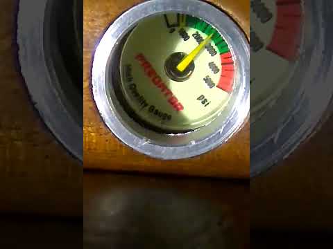 Di mano senapan 2500 psi kurang sedikit, di mano alat pompa 2000. Kenali indikator mano anda ya