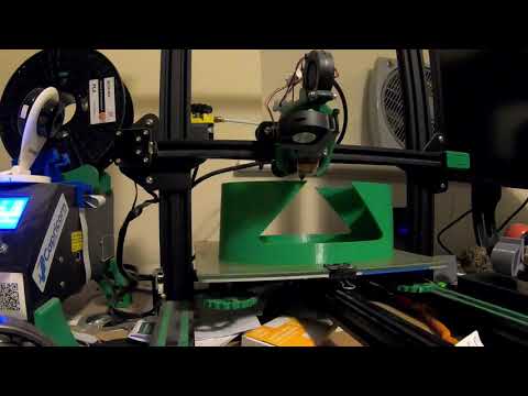 📱 TRAXXAS XMAXX STAND WITH INTEGRATED PARTS TRAY・ STL File for ・Cults