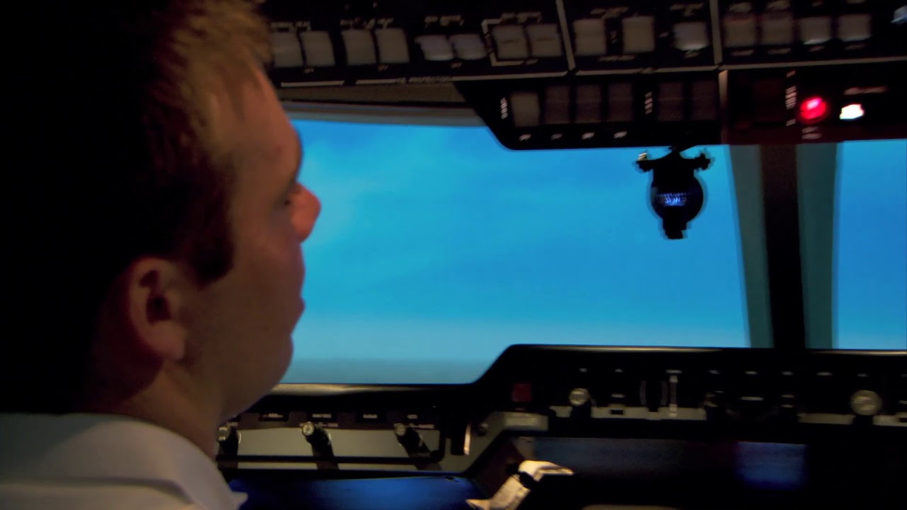 Watch: Purdue University's very realistic flight simulator