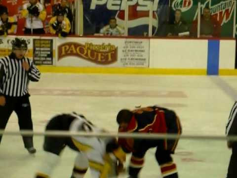 Dannick Lessard vs. Curtis Tidball, October 02, 2009 - 3L de Rivière-du ...