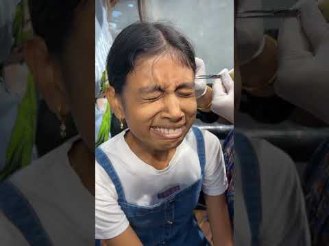 Ye cute ladki ka piercing kaisa laga