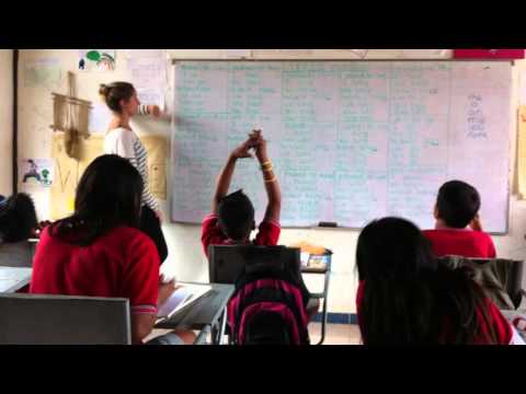 Karlijn teaching English in Ecuador