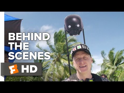 Rogue One: A Star Wars Story Behind the Scenes - Cardboard K-2SO Head (2017) - Alan Tudyk Movie