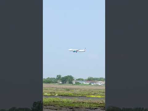 Frontier Airlines Airbus A320neo 8K