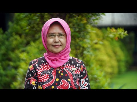 Prof. Dr. Woro Sumarni, M.Si. - profesor bidang Ilmu Pendidikan IPA. (Biografi)