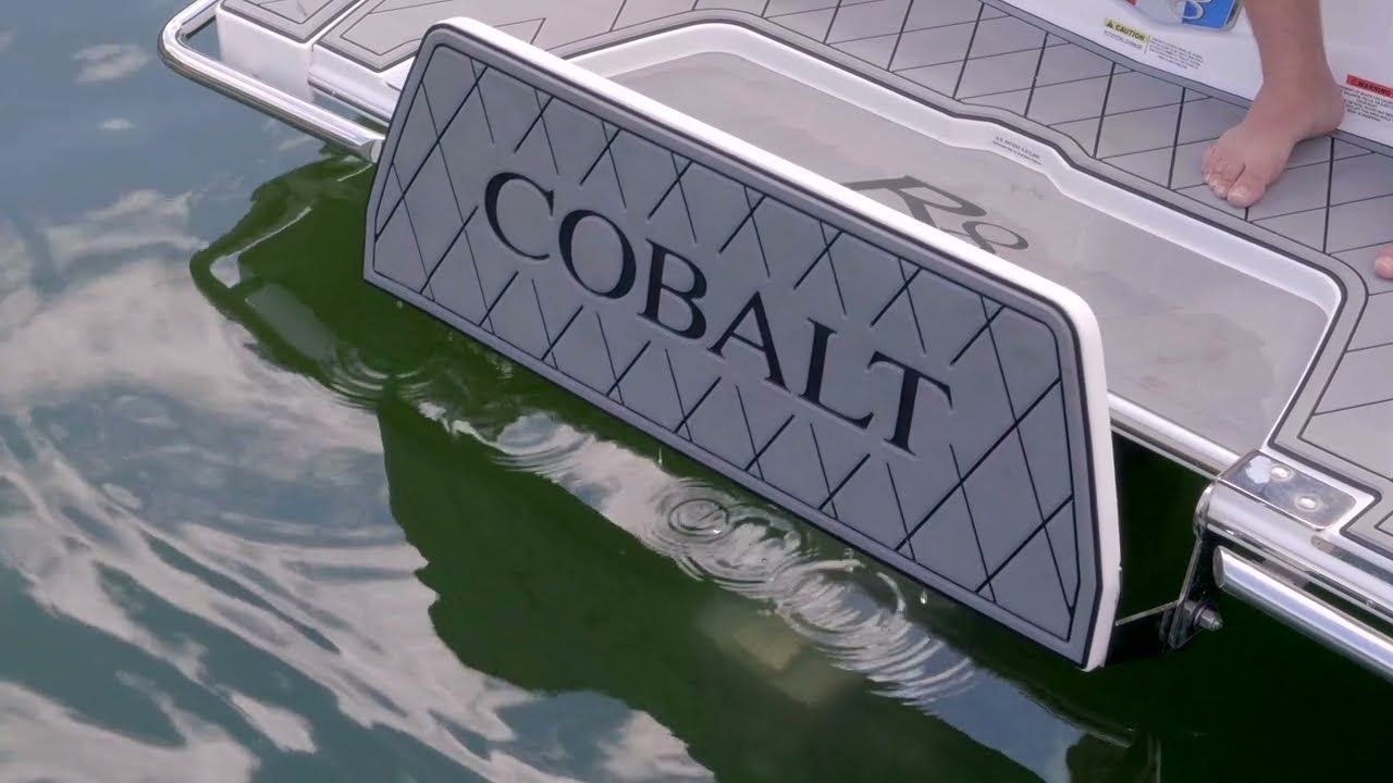 Cobalt R8 Sterndrive