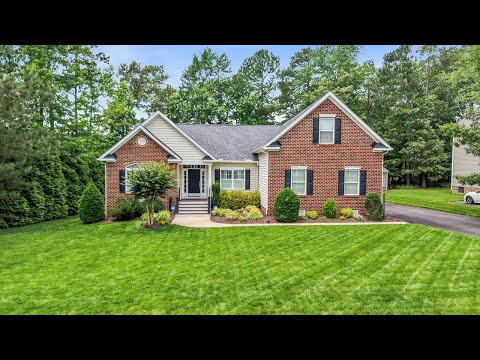206 Twin Crest Dr, North Chesterfield, VA
